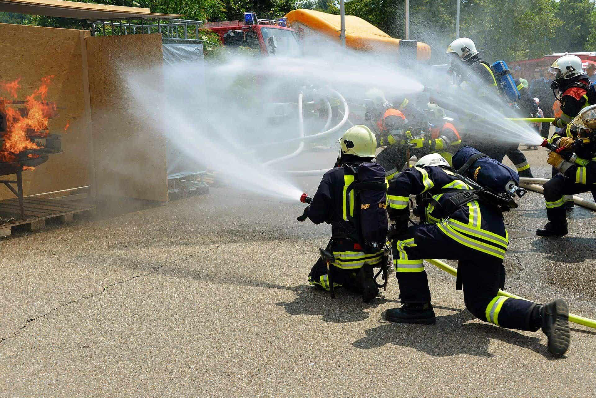 Ugunsdrošība un Ugunsdzēsības inventāra un aprīkojumā internet veikals ...