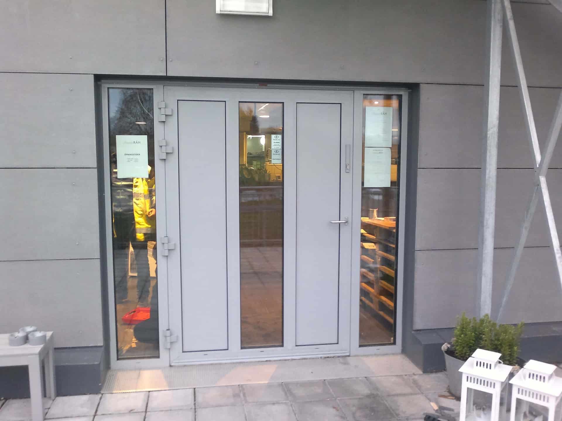Single door, Internal fire door with fire resistant panel (E...