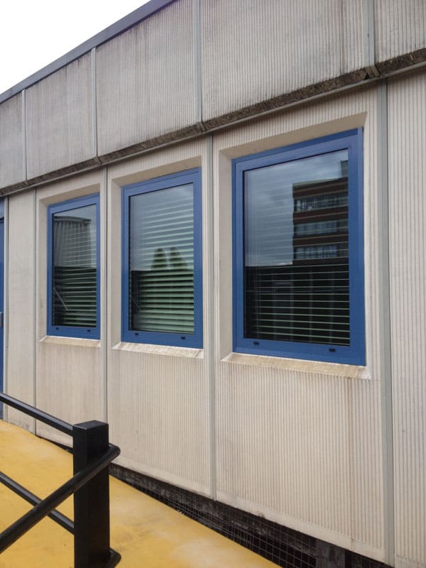 External fire resistant window (EI30 C5, 1000mm x 1000mm, On...